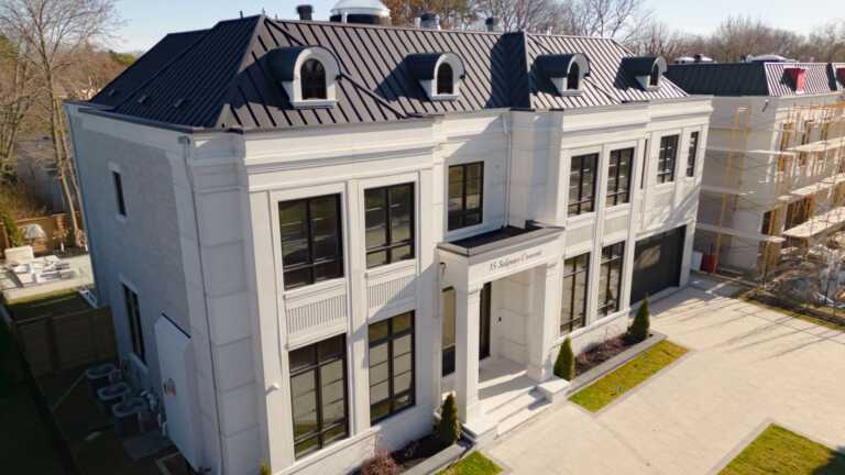 15 Sulgrave Crescent Custom Home - Black Pearl