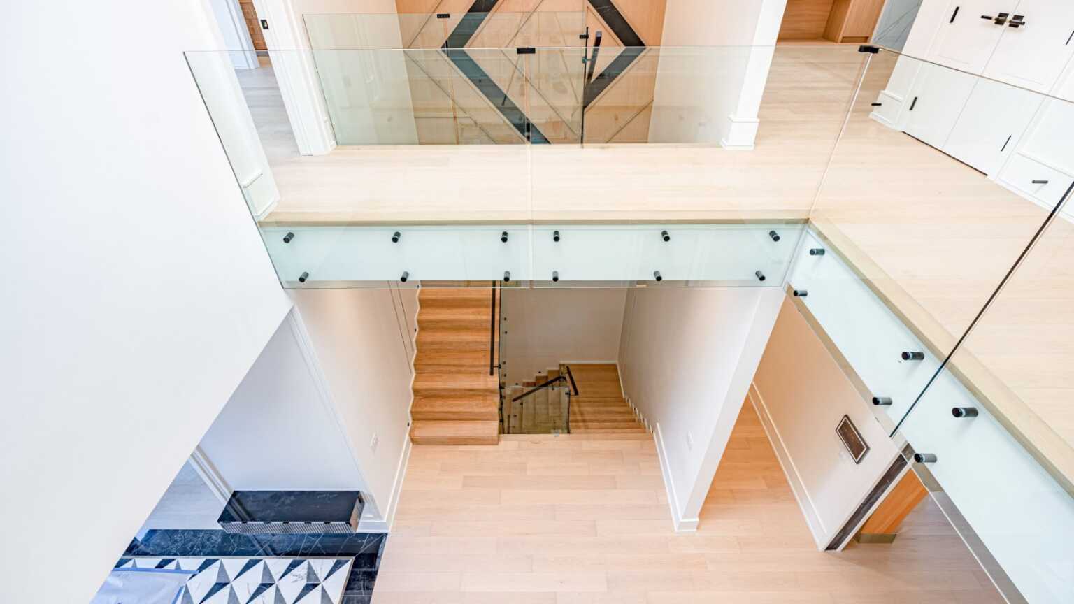 11 Sulgrave Crescent Custom Home - Black Pearl Custom Homes